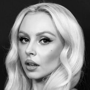 Pammy Hilton - Age, Bio, Family | Famous Birthdays