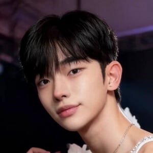 Sechan Kim - Age, Bio, Family | Famous Birthdays