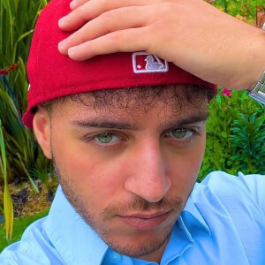 Moha.bgrn - Age, Family, Bio | Famous Birthdays