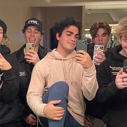 Bop House - Miembros, Información, Detalles | Famous Birthdays