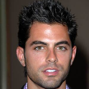 Adrian Bellani - Bio, Family, Trivia | Famous Birthdays