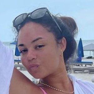 Adriene Davidson - Age, Bio, Family | Famous Birthdays