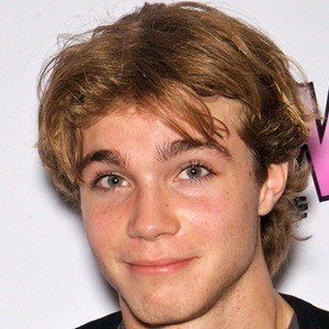 Alex Black - Bio, Family, Trivia | Famous Birthdays