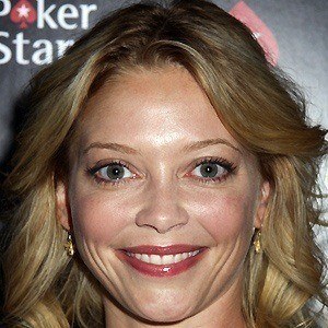 Amanda Detmer - Bio, Family, Trivia | Famous Birthdays