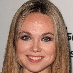 Amanda Fuller - Bio, Family, Trivia | Famous Birthdays