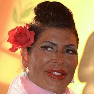 Angela Raiola - Bio, Family, Trivia | Famous Birthdays