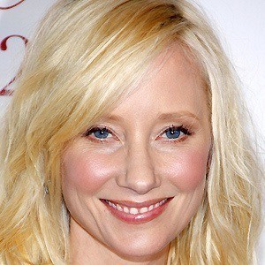 Anne Heche - Biografía, Datos, Familia | Famous Birthdays