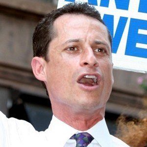 Anthony Weiner - Bio, Family, Trivia | Famous Birthdays