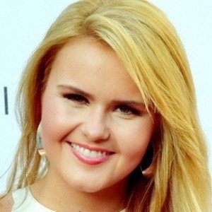 Ashlee Keating - Bio, Family, Trivia | Famous Birthdays