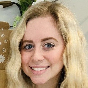 Ashley Morrison's Instagram, Twitter & Facebook on IDCrawl
