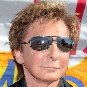 Barry Manilow - Biografía, Datos, Familia | Famous Birthdays