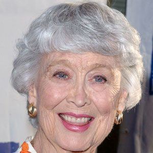 Betty Garrett - Bio, Family, Trivia | Famous Birthdays