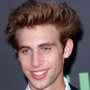 Blake Berris - Biografía, Datos, Familia | Famous Birthdays