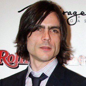 Brian Bell - Bio, Family, Trivia | Famous Birthdays