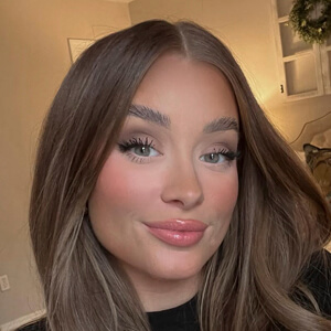 Brinlie Struebing - Age, Bio, Family | Famous Birthdays
