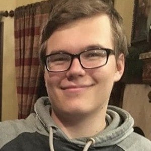 Carson Scheer - Bio, Family, Trivia | Famous Birthdays