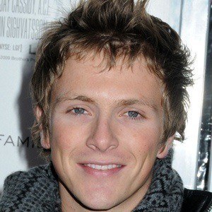 Charlie Bewley - Bio, Family, Trivia | Famous Birthdays