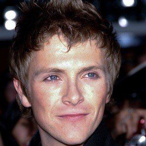 Charlie Bewley - Bio, Family, Trivia | Famous Birthdays