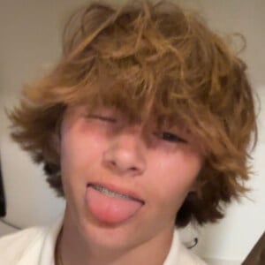 Charlie Phillips - Age, Bio, Family | Famous Birthdays