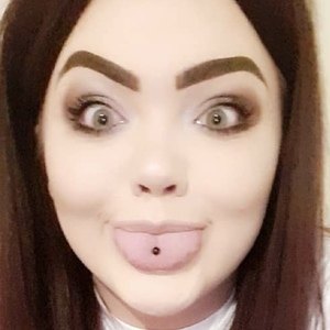 CharlyxMoon - Age, Family, Bio | Famous Birthdays