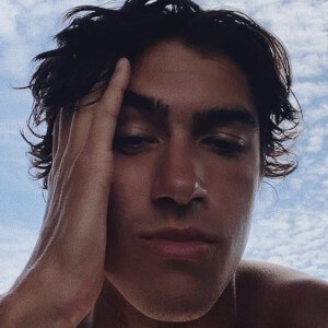 Chase Comeau - Bio, Family, Trivia | Famous Birthdays