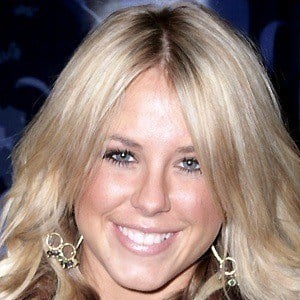 Chelsie Hightower Biography