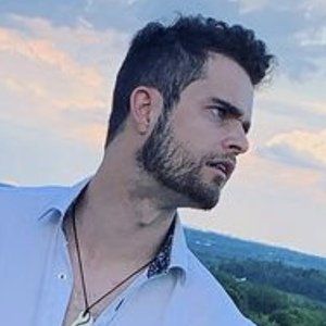 CoD Coach - Age, Family, Bio | Famous Birthdays