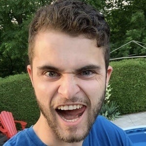 CoD Coach - Age, Family, Bio | Famous Birthdays