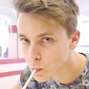 Damon Dominique - Bio, Family, Trivia | Famous Birthdays