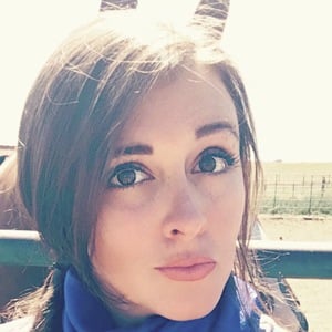 Devinoutwest - Age, Bio, Family | Famous Birthdays