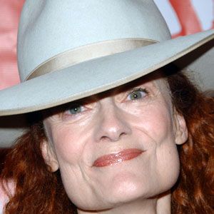 Diane Salinger - Bio, Family, Trivia | Famous Birthdays