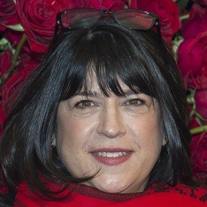 EL James - Bio, Family, Trivia | Famous Birthdays