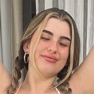 eeerinr - Age, Family, Bio | Famous Birthdays