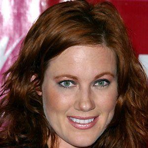 Elisa Donovan - Bio, Family, Trivia | Famous Birthdays