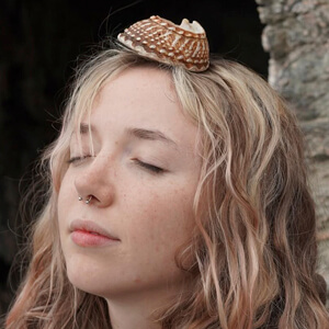 emmaecrespo - Age, Family, Bio | Famous Birthdays