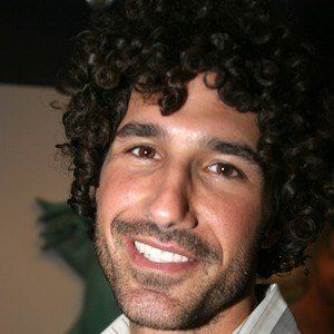 Ethan Zohn - Bio, Family, Trivia | Famous Birthdays