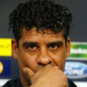Frank Rijkaard - Bio, Family, Trivia | Famous Birthdays