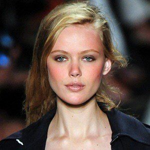 Frida Gustavsson - Bio, Family, Trivia | Famous Birthdays