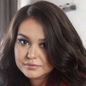 Gulnaz Khalimova - Age, Family, Bio | Famous Birthdays