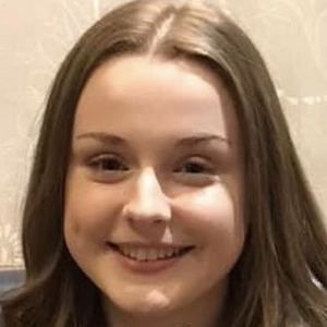 hanz.louise - Age, Bio, Family | Famous Birthdays