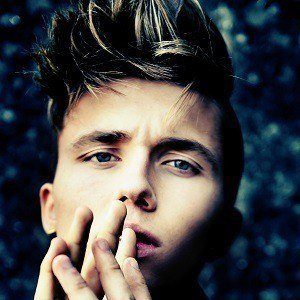 Ian Thomas (Pop Singer) - Bio, Family, Trivia | Famous Birthdays