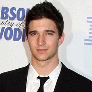 Jake Silbermann - Bio, Family, Trivia | Famous Birthdays