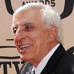 Jamie Farr - Bio, Family, Trivia | Famous Birthdays