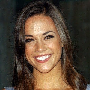 Jana Kramer - Biografía, Datos, Familia | Famous Birthdays