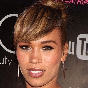 Javine Hylton - Bio, Family, Trivia | Famous Birthdays