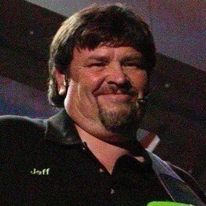 Jeff Cook - Bio, Family, Trivia | Famous Birthdays