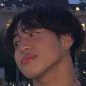 Jess Mabayo - Age, Family, Bio | Famous Birthdays