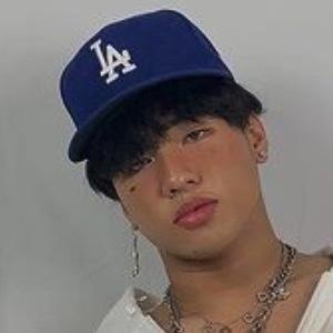 Jess Mabayo - Age, Family, Bio | Famous Birthdays