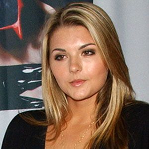 Jessica Lee Rose - Bio, Family, Trivia | Famous Birthdays