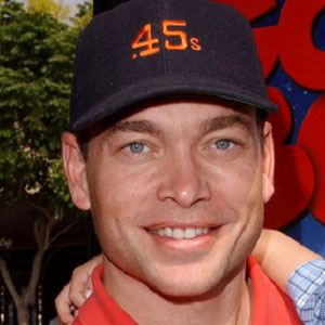 Jonathan Breck - Bio, Family, Trivia | Famous Birthdays
